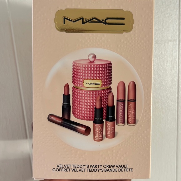 MAC Cosmetics | Makeup | Mac Velvet Teddys Party Crew Vault 7pc Limited ...